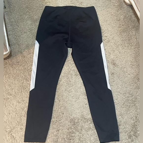 ZYIA | Pants & Jumpsuits | Zyia Active Legging | Poshmark
